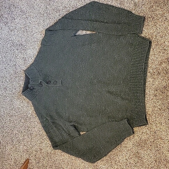 G.H. Bass & Co. | Sweaters | Gh Bass Co Green Sweater | Poshmark